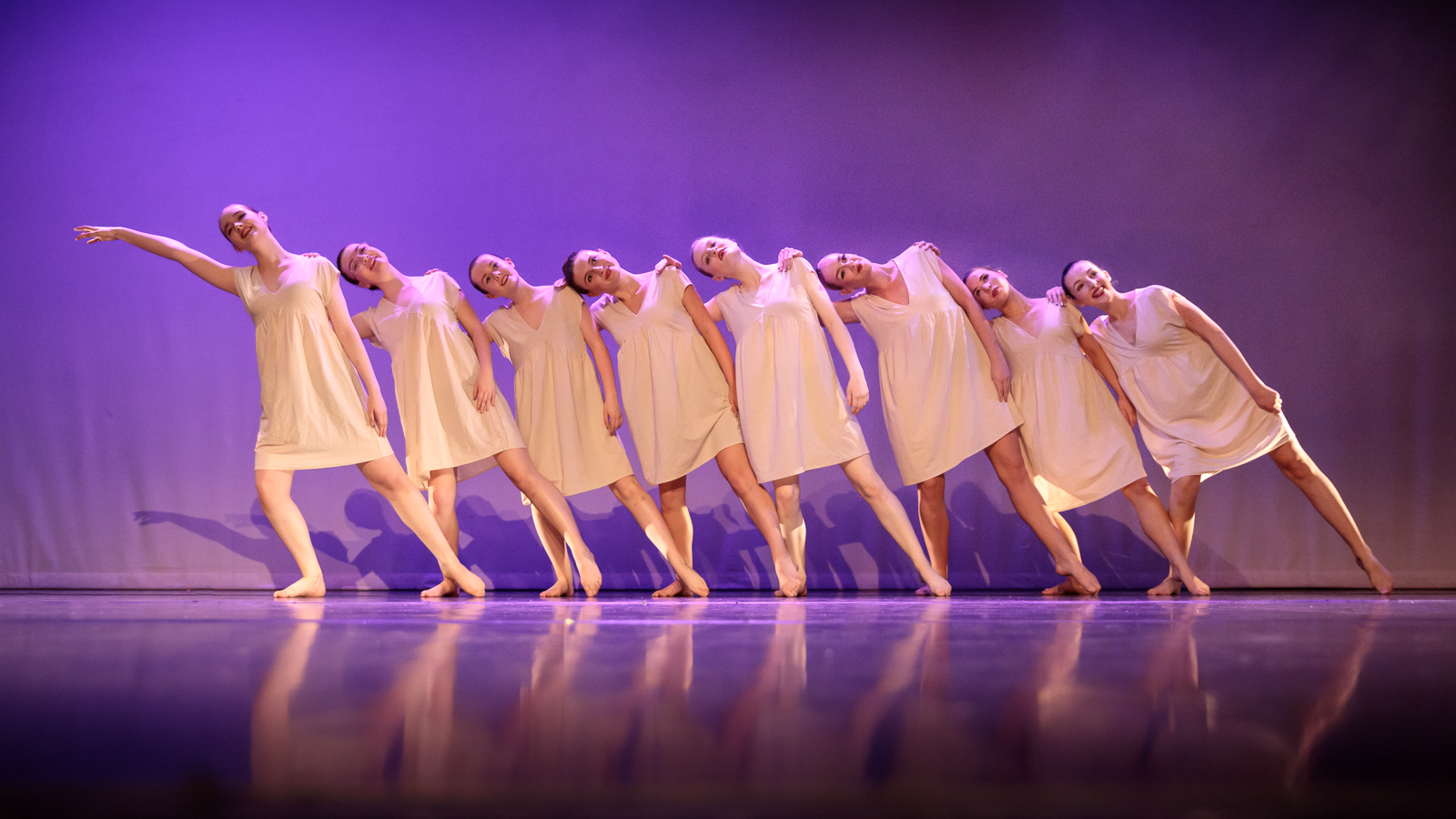 Roynon Performing Arts - Hampshire based provider of the creative arts